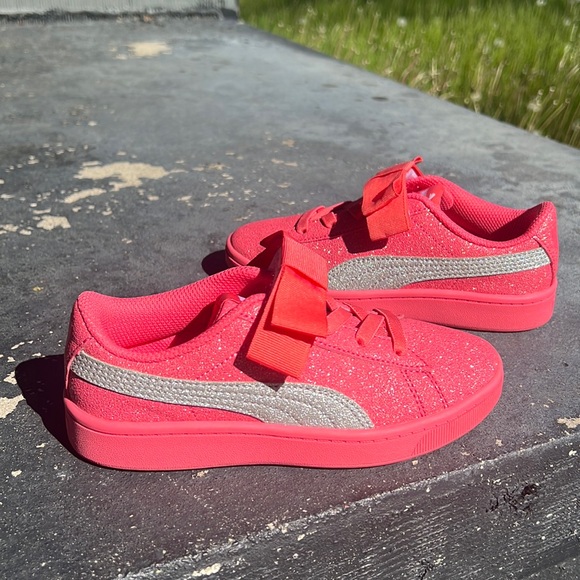 Puma | Shoes | Pink Glitter Puma Sneakers Size Us 5c | Poshmark